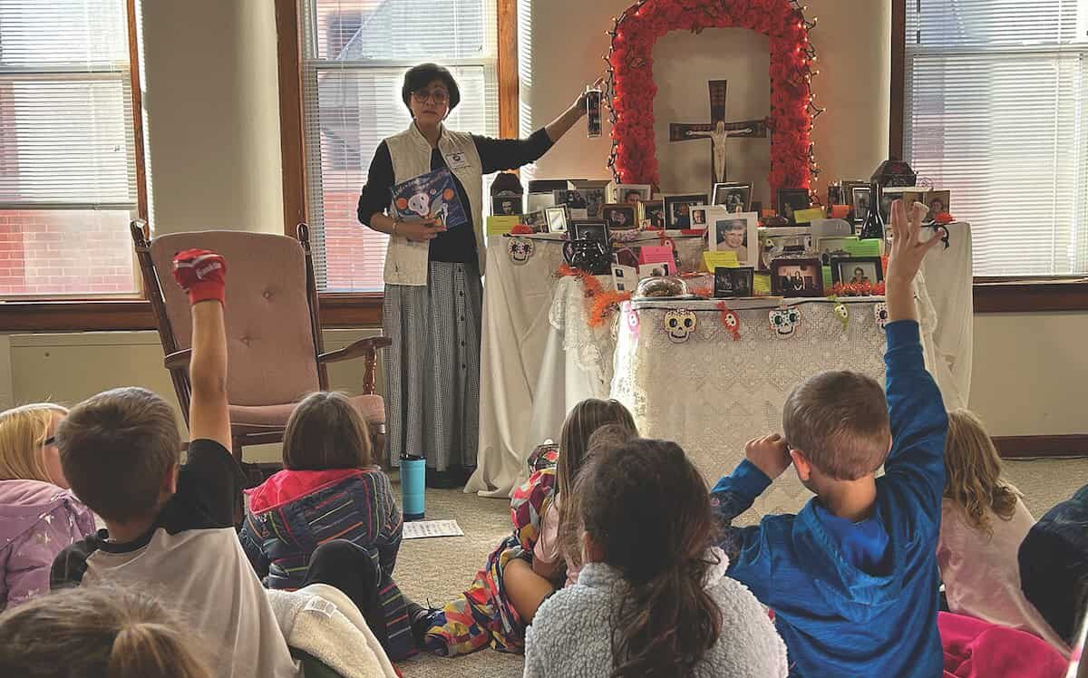 First Graders Visit Day of the Dead Altar – Benedictine Sisters of ...
