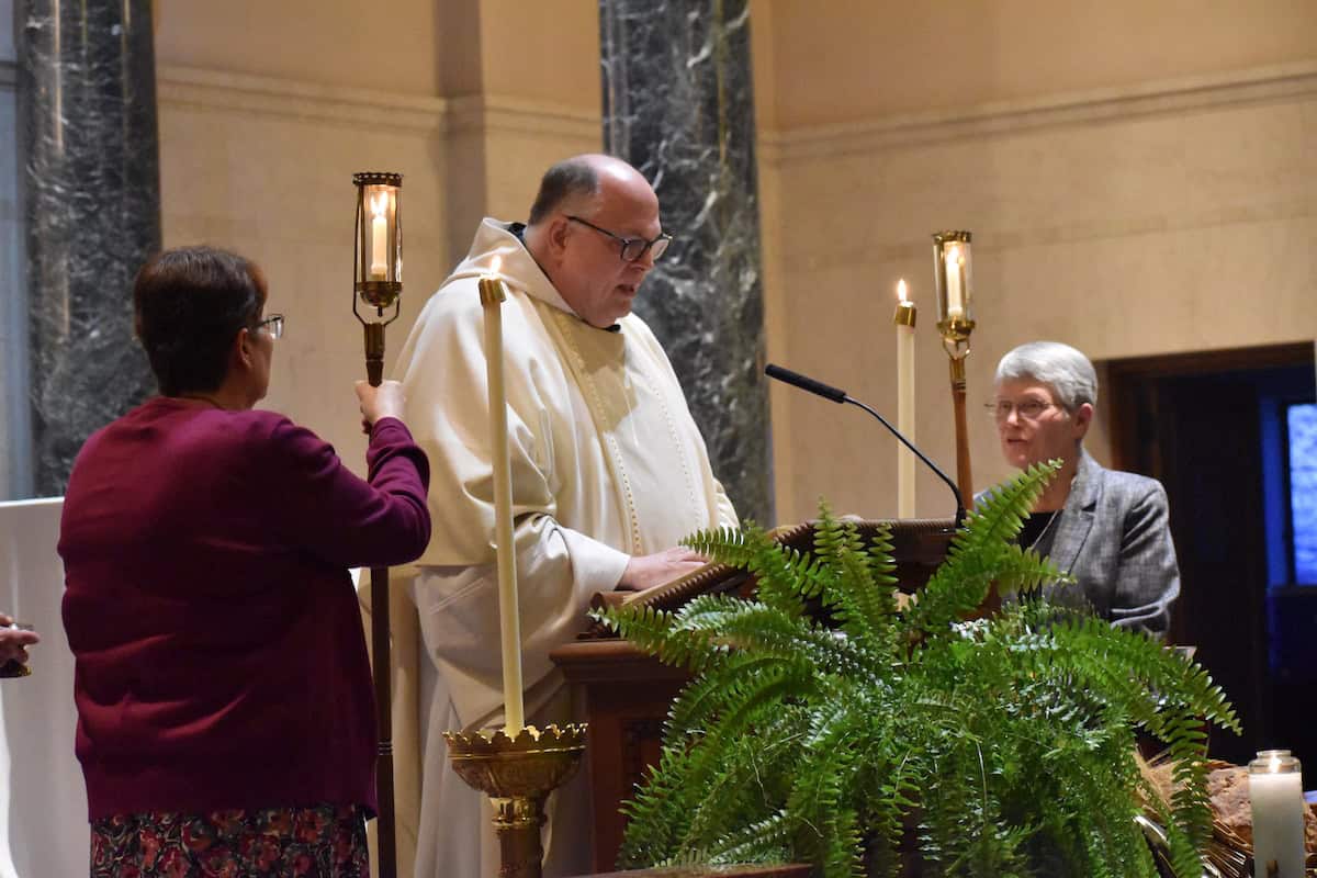 Holy Thursday 2024 Photo Gallery – Benedictine Sisters of Mount St ...